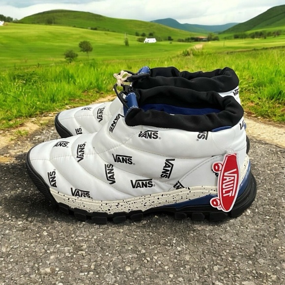Vans | Shoes | Vans Ultra Cush Logo All Over Puffer Jacket Like Upper ...
